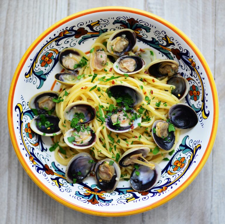 Spaghetti with Clams - Spaghetti alle Vongole